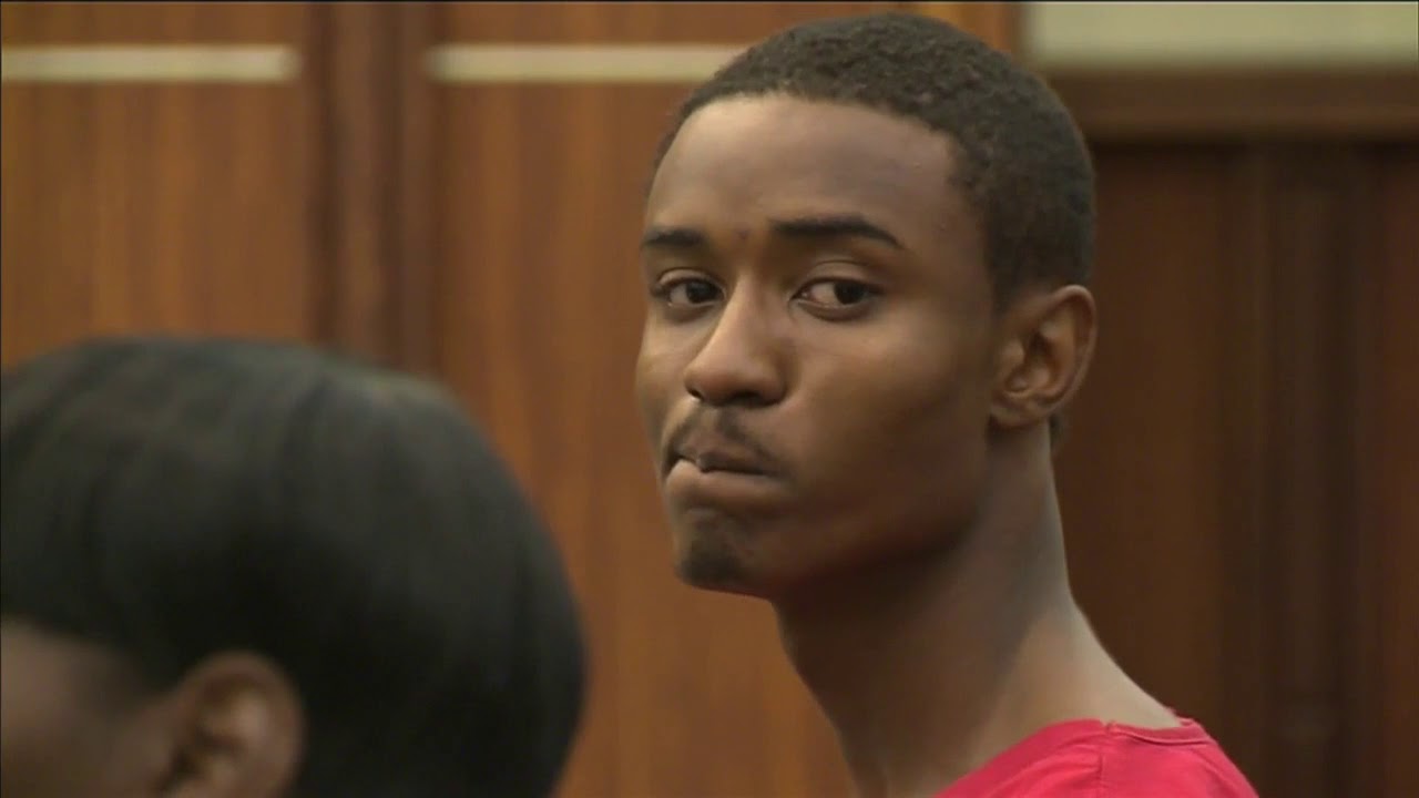 DeAndre Charles pleads not guilty in rabbi's fatal shooting - YouTube