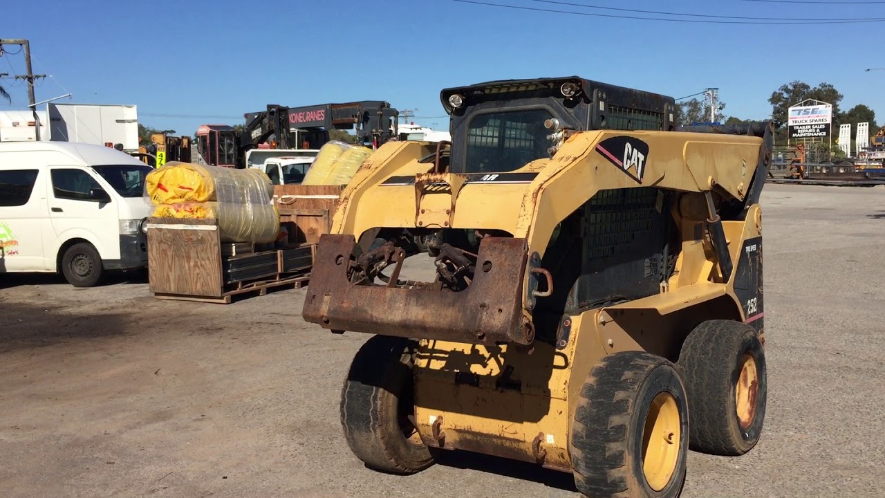 GA0681 - 2003 Caterpillar 252 Skid Steer - YouTube
