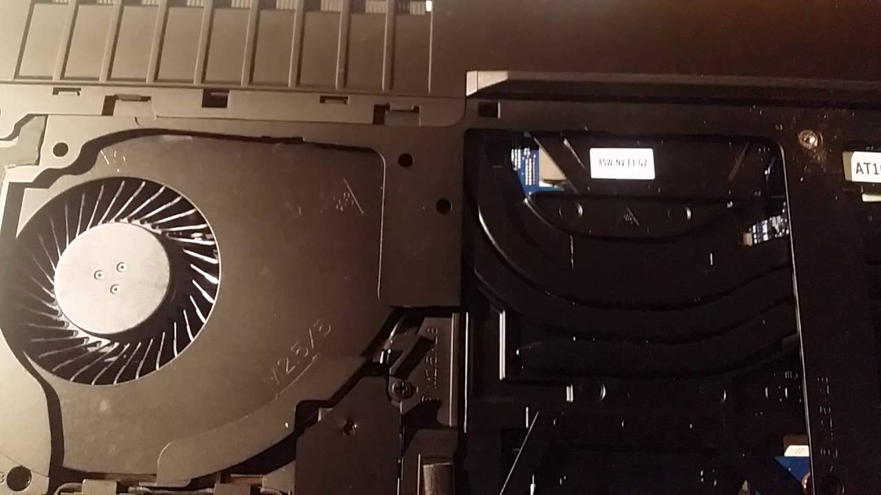 Inside of Alienware 17 R4 October 2016 (GTX 1070) - YouTube