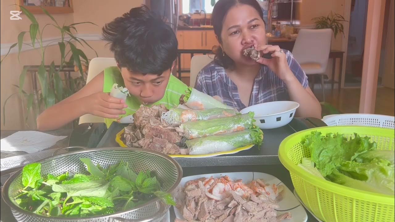 Today mom made a dish that I like to eat #srey Kong - YouTube