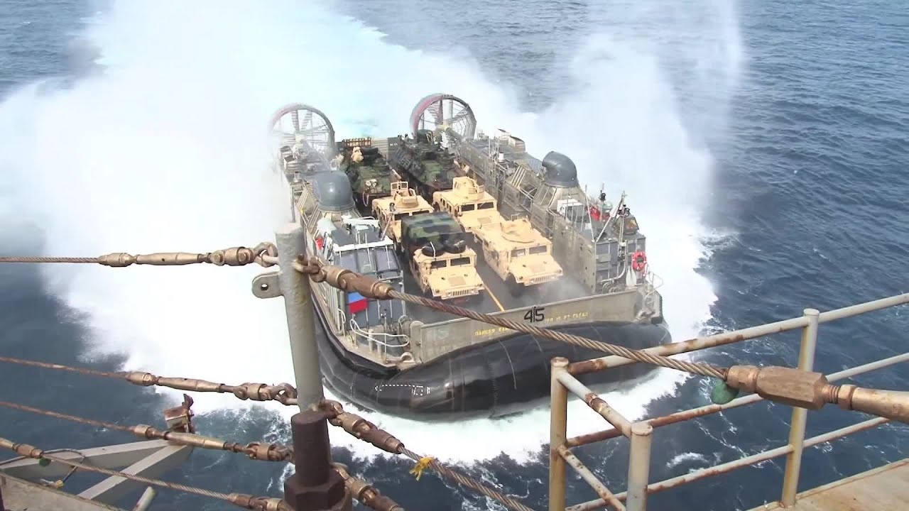 Sailors Prepare Well Deck For Hovercraft Arrival - YouTube