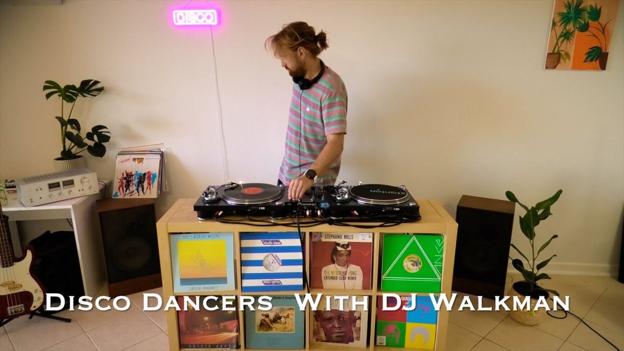 Disco Dancers with Walkman - YouTube