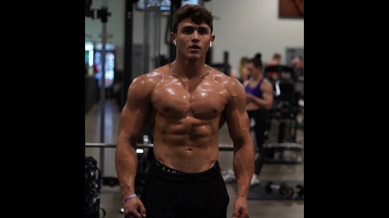 CHASE CALVIT - YOUNG BODYBUILDER SHOWING HIS PUMPED MUSCLE ll HANDSOME ...