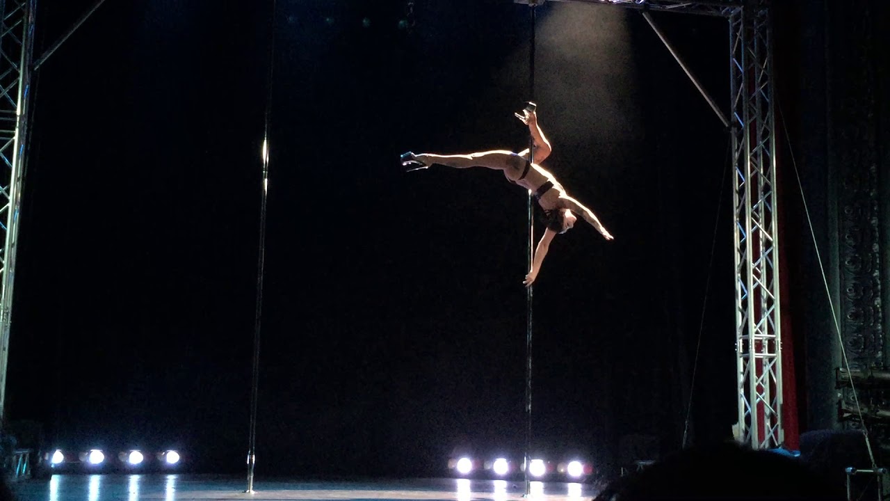 Volare Variety, Vix Nolan as Phantom of the Opera - YouTube