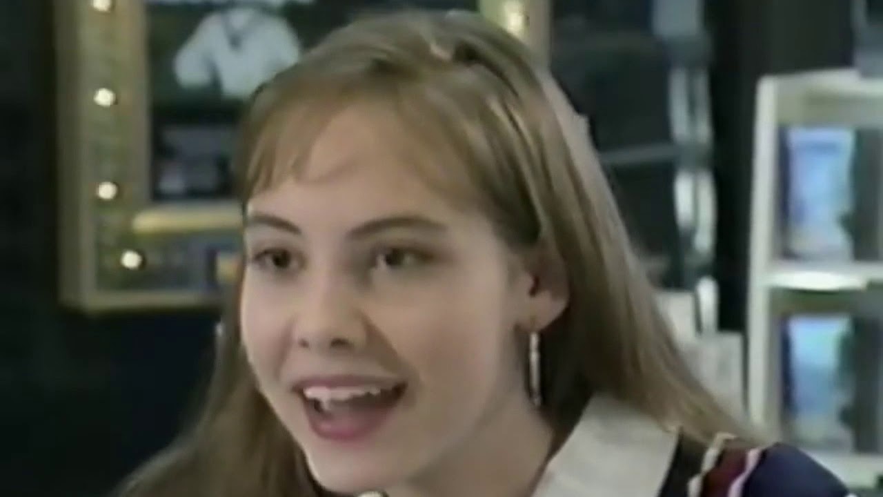 Blockbuster Training video 1990 - YouTube