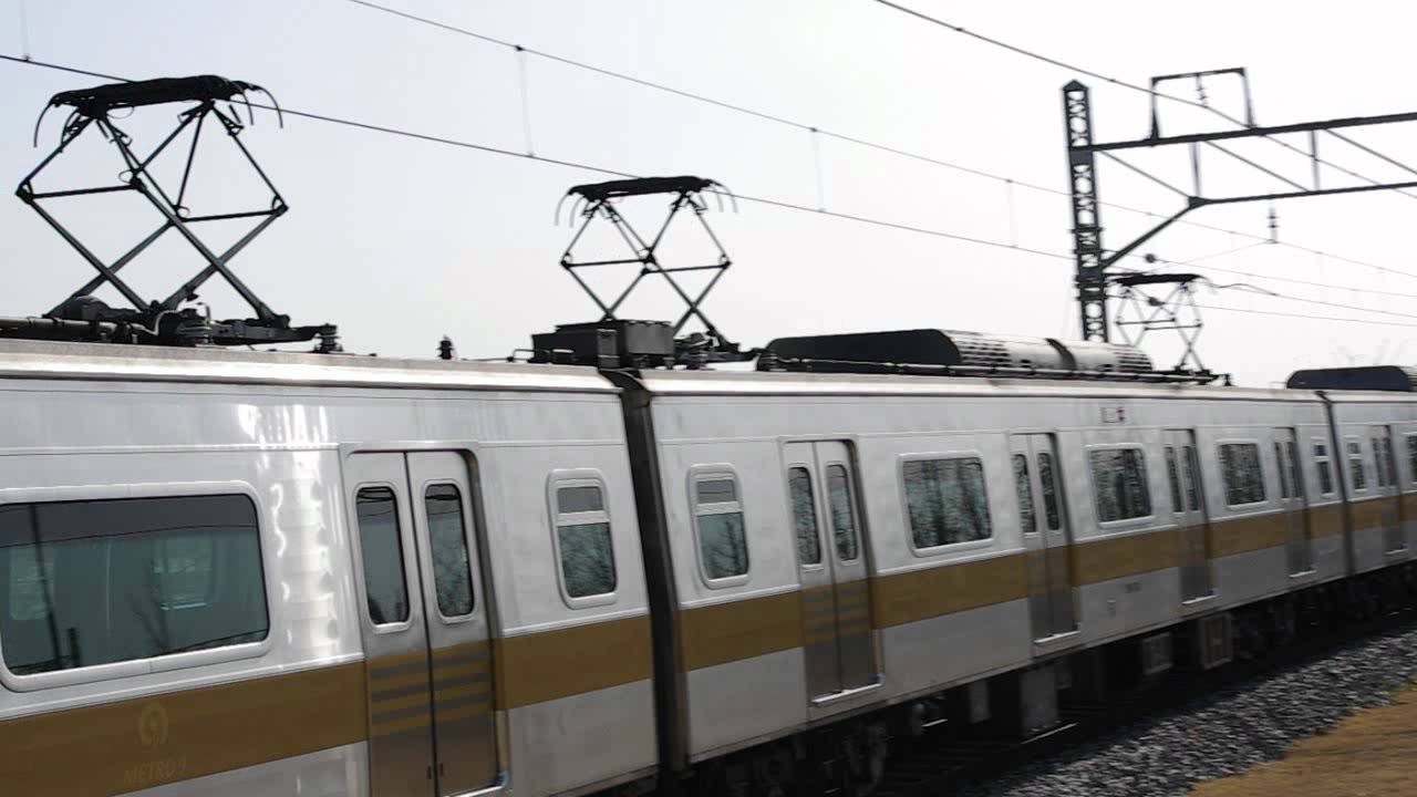 개화역에 도착하는 9호선 열차 - Seoul Subway Line 9 Train in Gaehwa Station. - YouTube