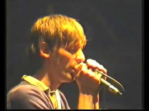 5 - Les naufragés- L'accordéoniste (E. Piaf) francos off- la rochelle 07 1991