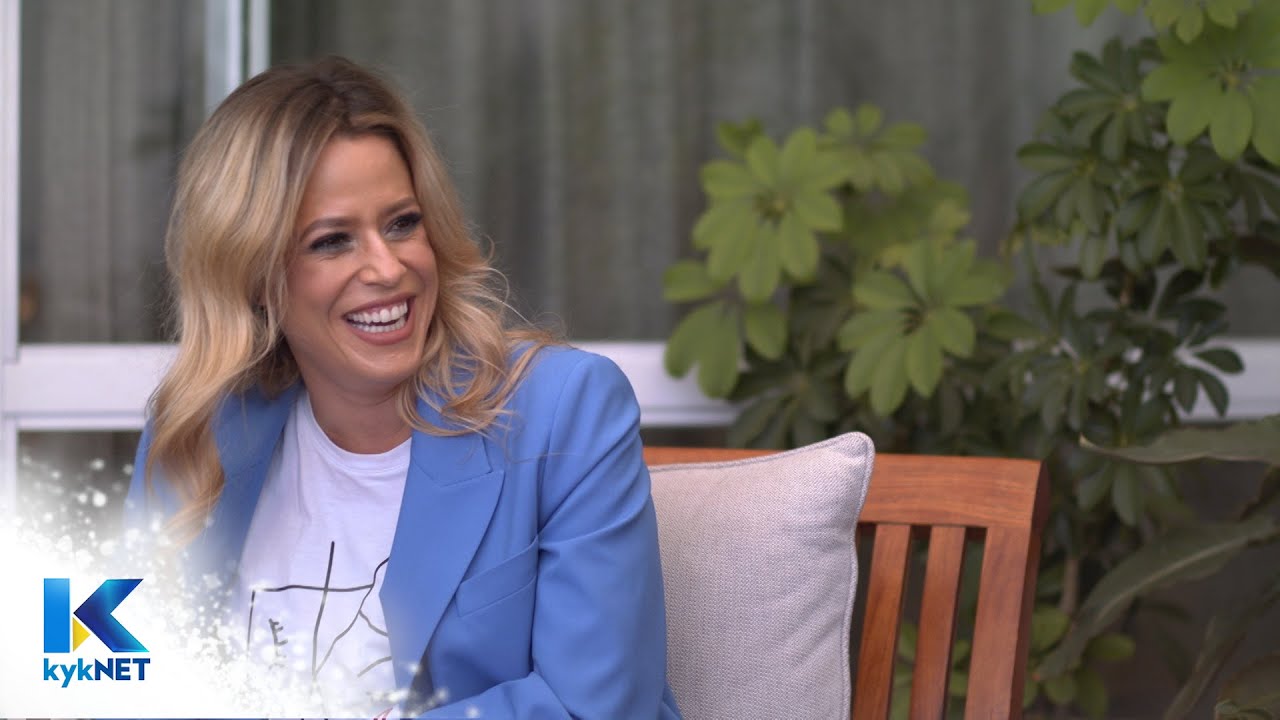 Shari Kennedy - Bravo! | kykNET - YouTube