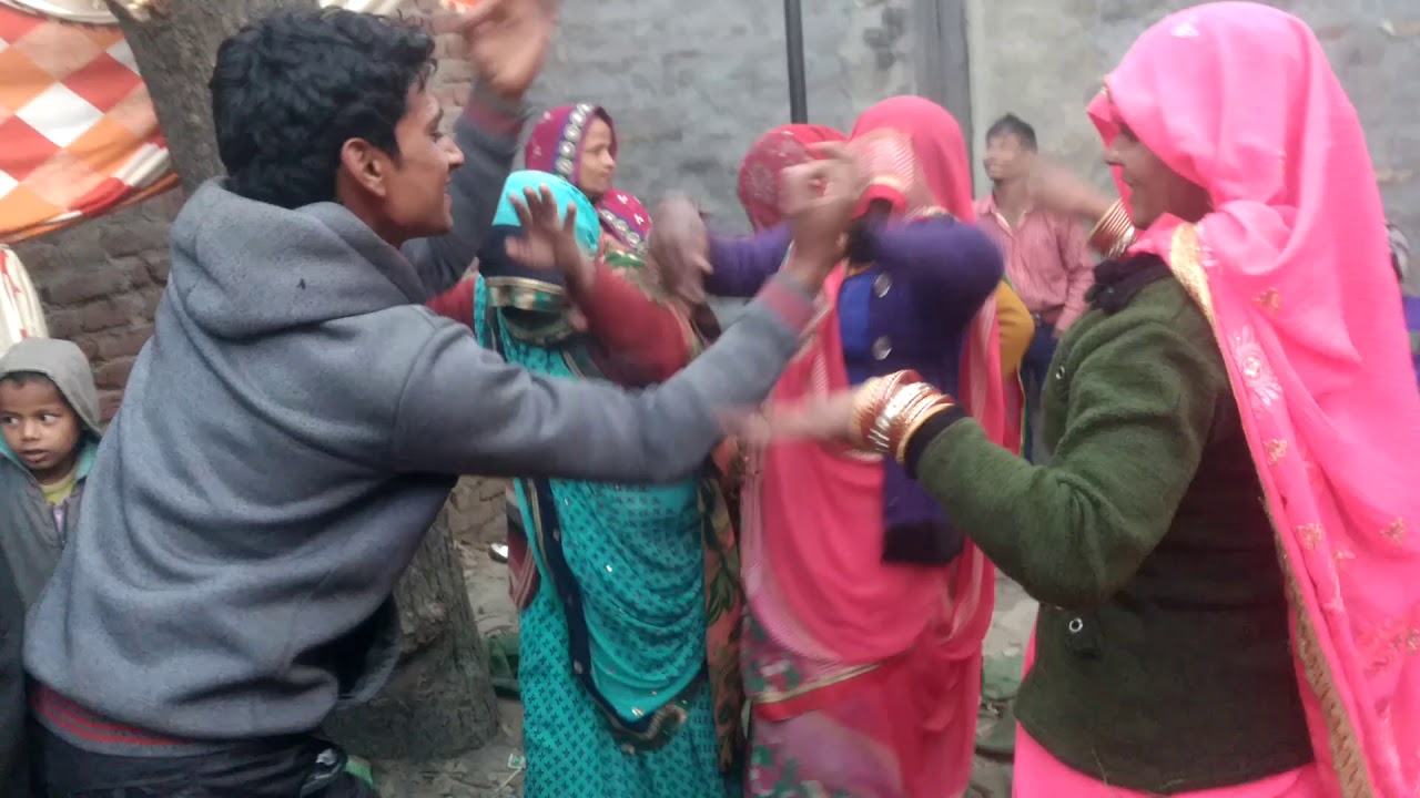 Devar aur bhabhi ka desi dance - YouTube