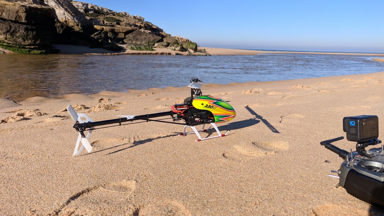 Blade 330s flys @ river beach February 2023 with autolevel on! :) VIDEO ...