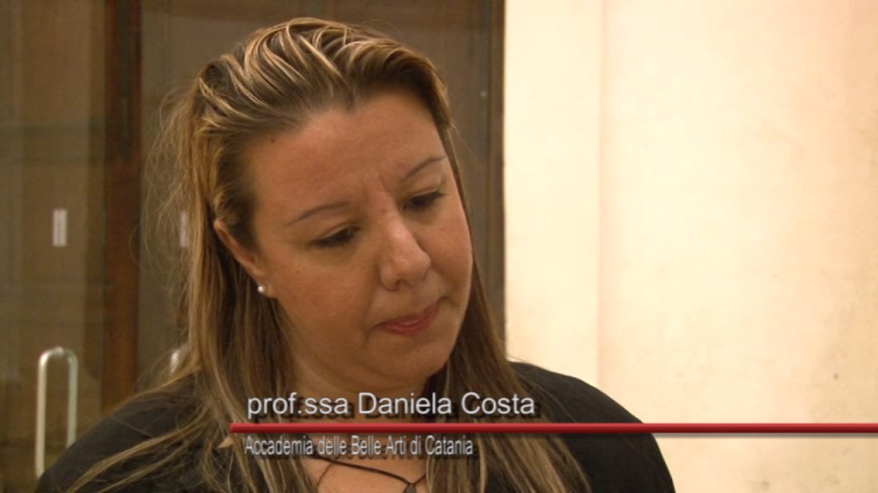Intervista alla prf.ssa Daniela Costa - YouTube