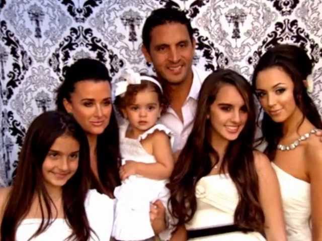 Mauricio Umansky Family