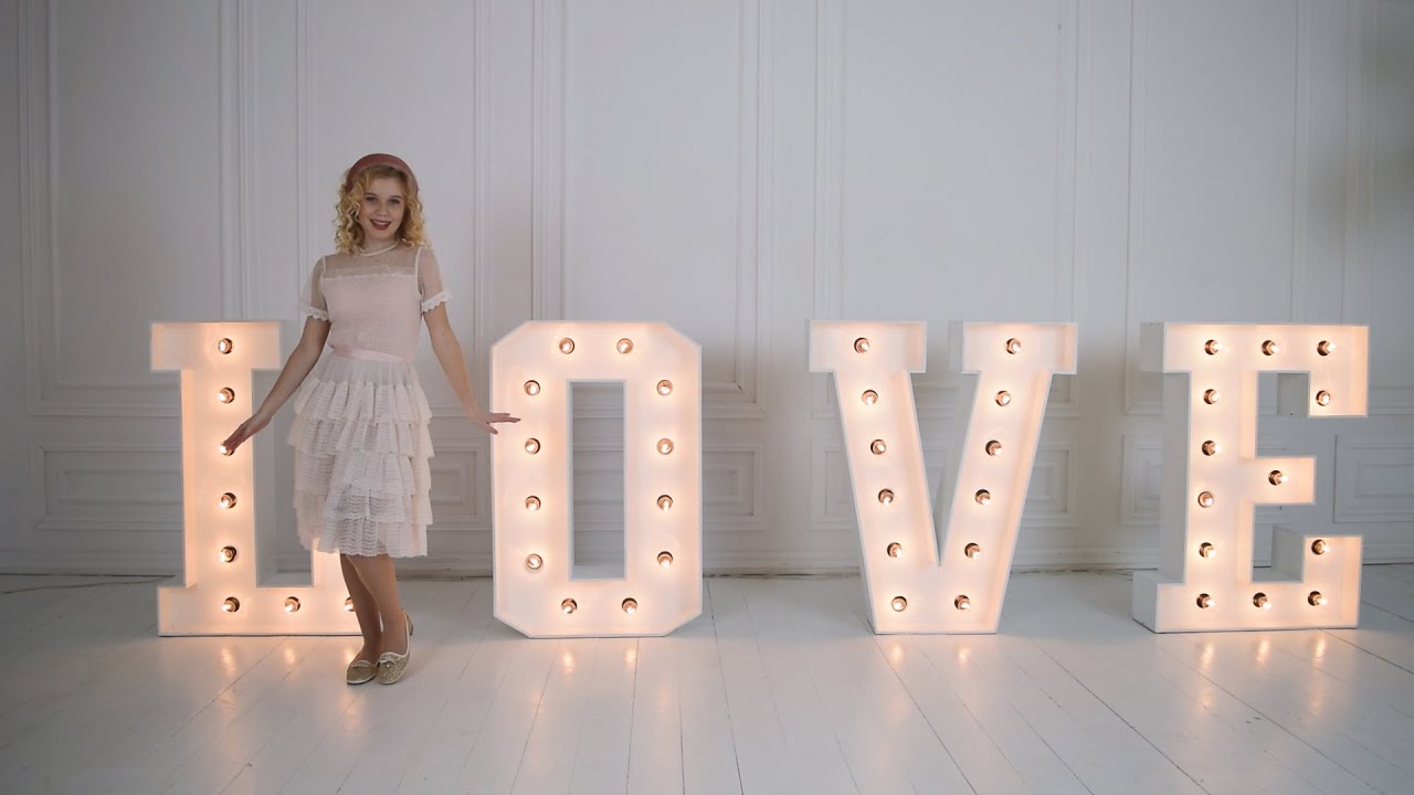 Nat King Cole - L.O.V.E. (cover by Sofia Shkidchenko, 14) - YouTube