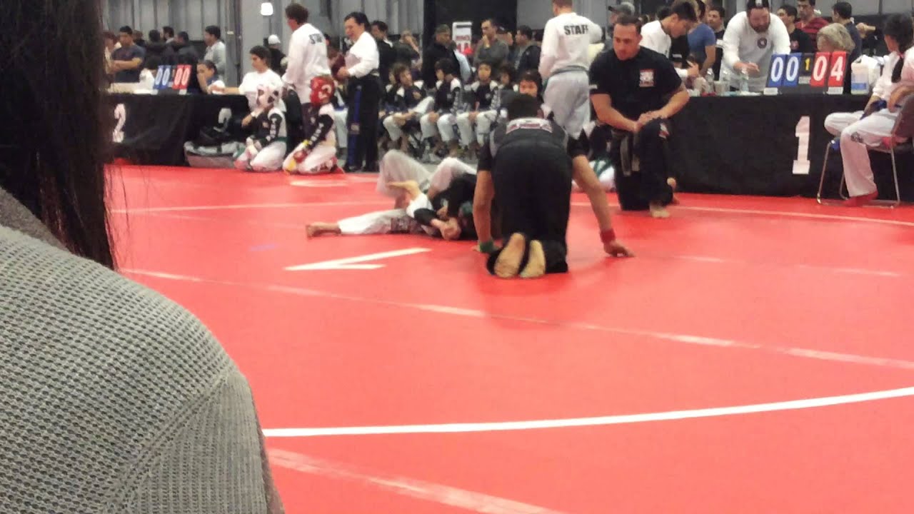 Dominic Adamo wins with a tap-out TSMMA grappling - YouTube