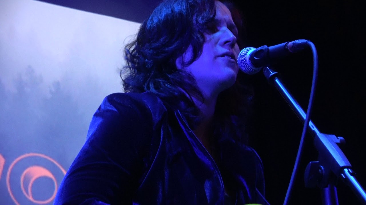 Azure Wolf, Dc Pie Shop, 1-4-2020 - YouTube