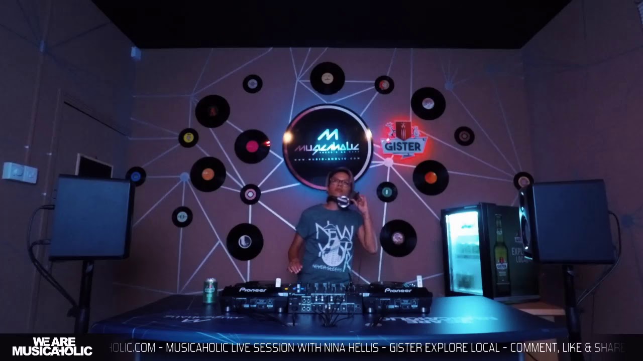 Nina Hellis Strictly Garage Set - Musicaholic - YouTube