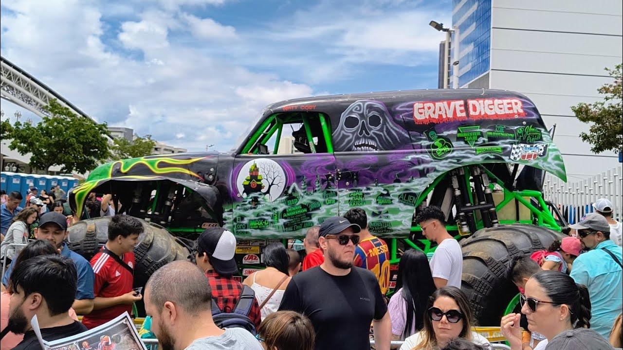 Mejores momentos de Monster Jam COSTA RICA 2024 (Monster Jam) - YouTube