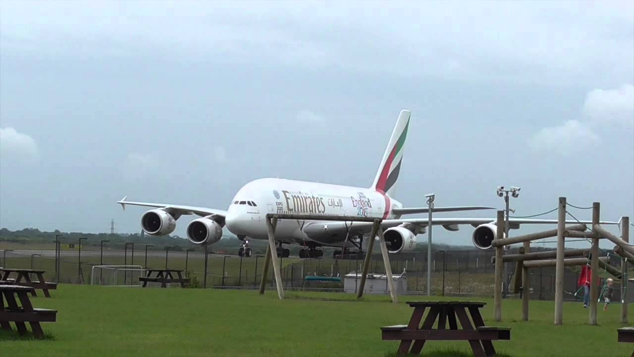 Manchester Airport Take-off & Landings including Emirates Airbus A380 ...