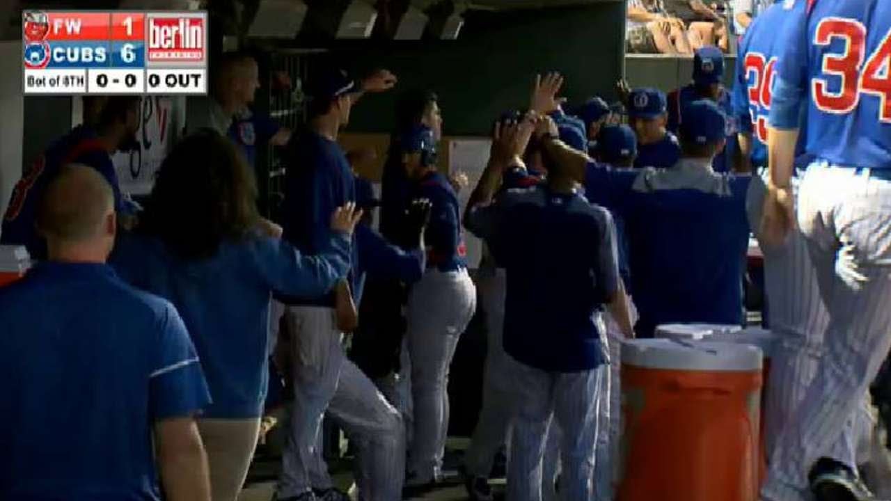 Young hammers a homer off scoreboard for Cubs - YouTube