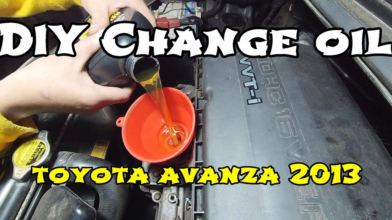 Change Oil Toyota Avanza 2013 Model - YouTube