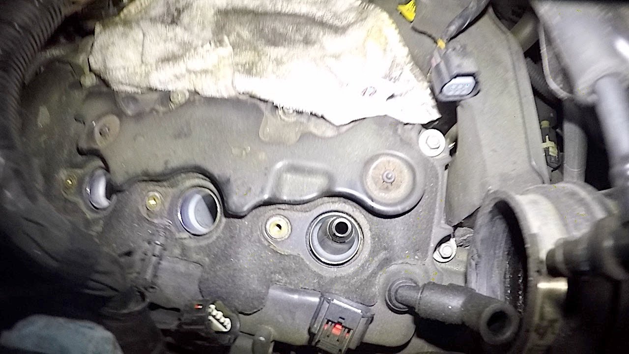 Cleaning oil from spark plug bore MisFire FIX GMC Acadia 2012 part 1 ...