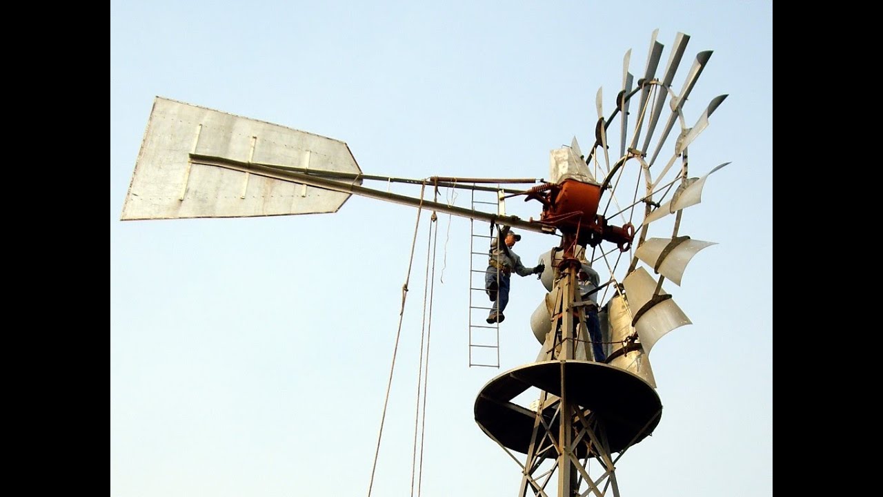The Largest Windmill Built by Aermotor. The 20 Foot Aermotor Windmill ...
