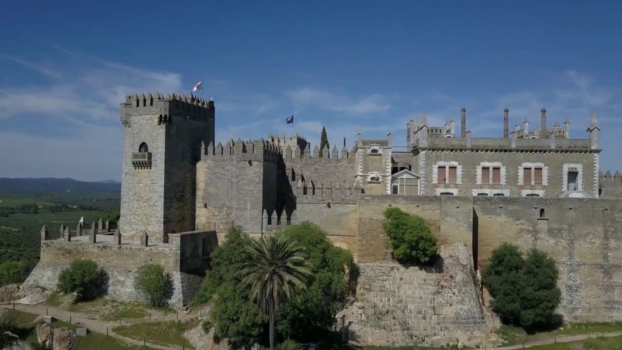 almodovar Del Río un orgullo de pueblo - YouTube