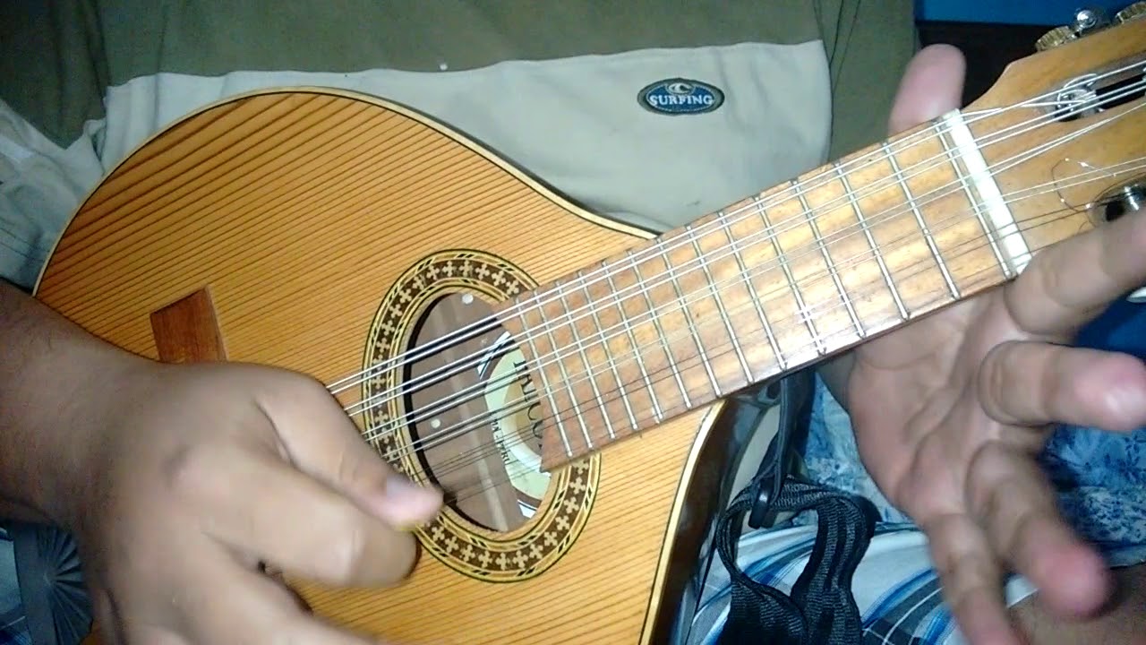 Tuna Bandurria - Rondalla o en esta noche clara - YouTube
