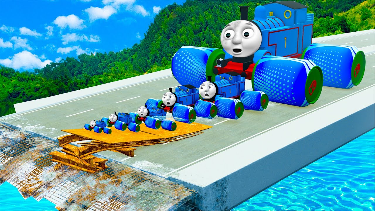 Big & Small Thomas the Tank Engine & Thomas Friend vs Broken Bridge in ...