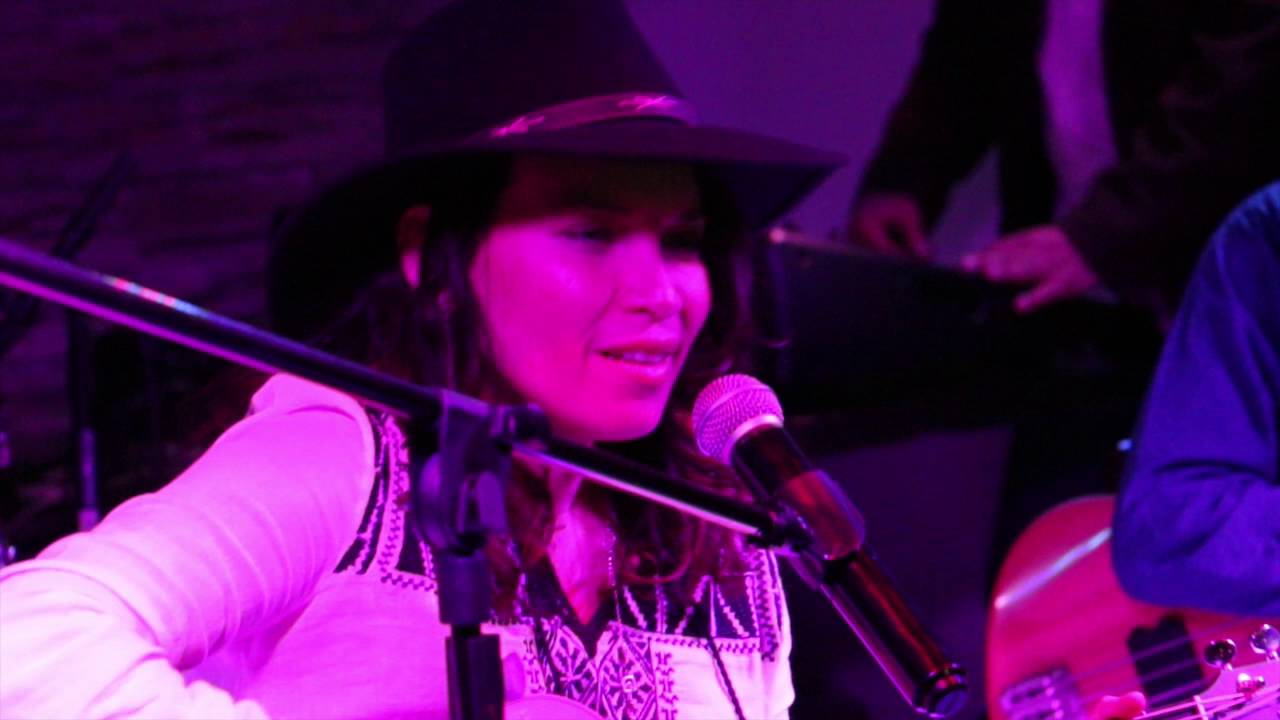 Irina Indigo - Después de ti (Acústico) - YouTube