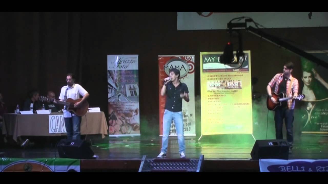 Riccardo Polidoro QUALCUNO live in Chieti - YouTube