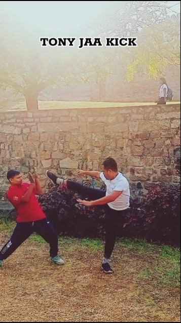 Tony Jaa Kick #tonyjaa #kicks #spinkick #youtubeshorts #viralshort # ...