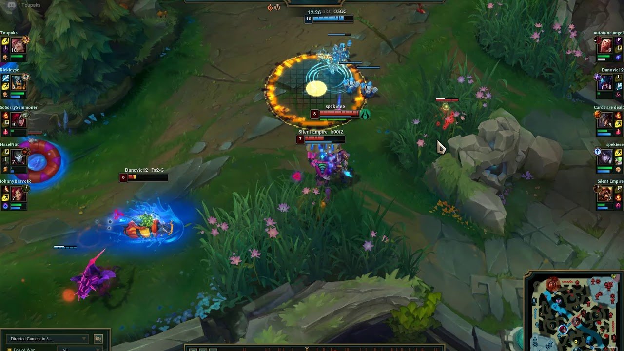 League of Legends | Easy Triple Kill - YouTube