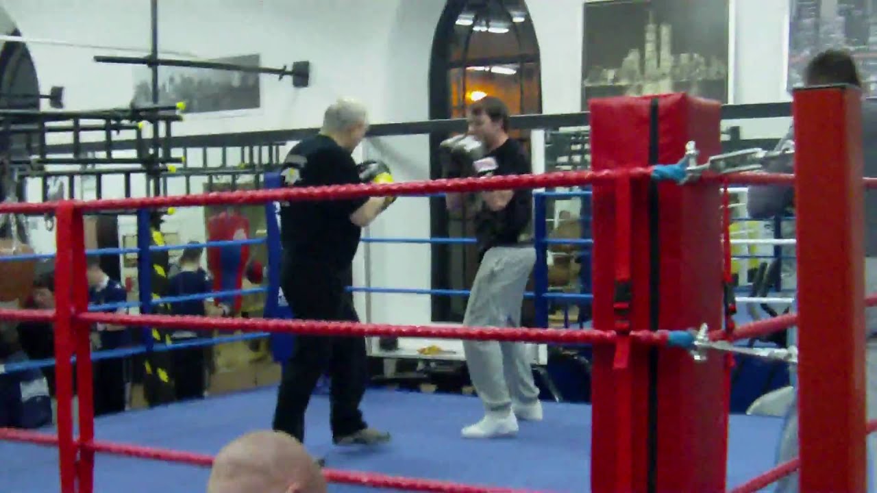Bronx Boxing Gym Tranent - YouTube