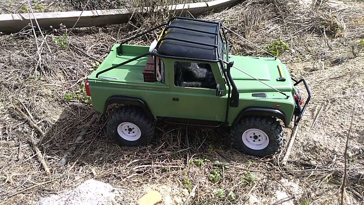 Scaler Defender ftx outback 2 D90 pick up esc hobbywing... - YouTube