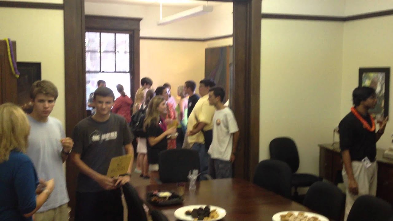 Honors College Welcome Back Party - YouTube