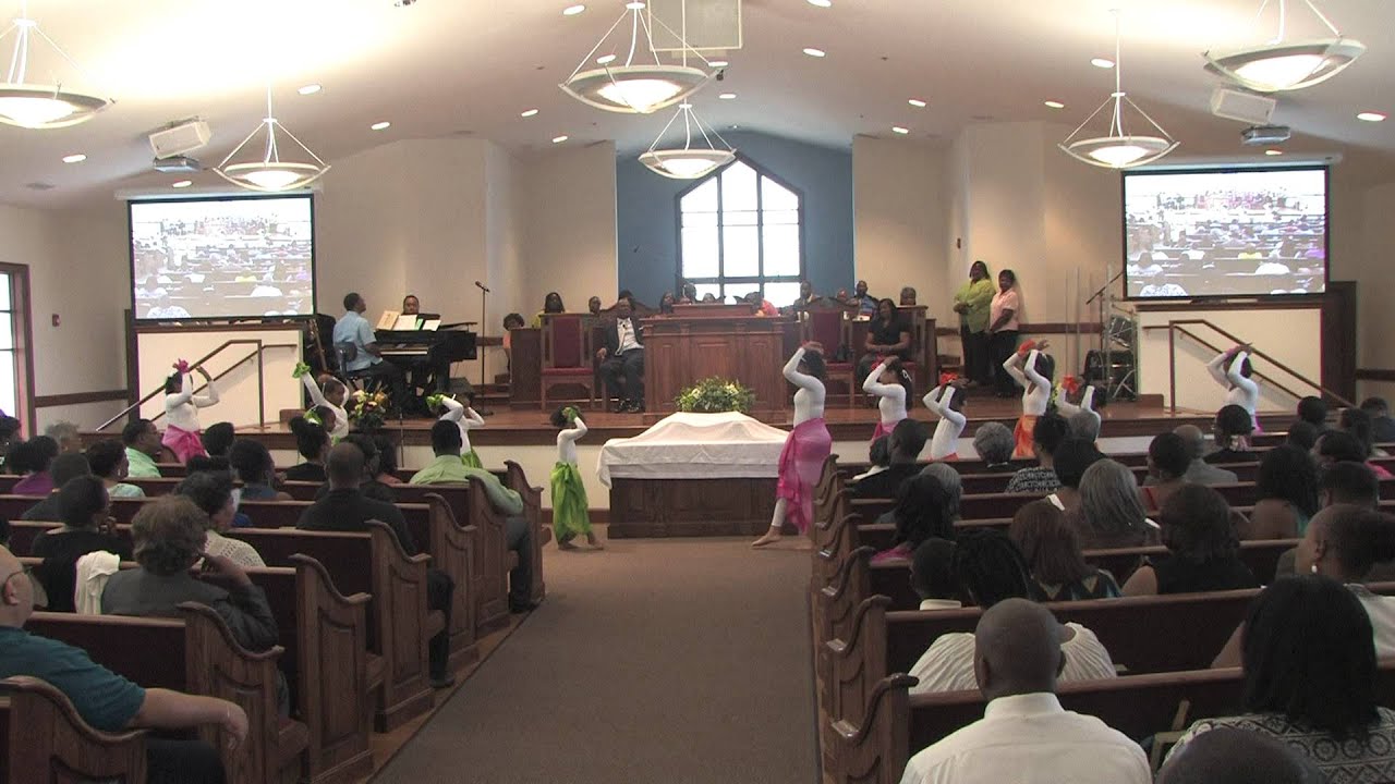 Beautiful Feet - CGBC Dance Ministry - YouTube