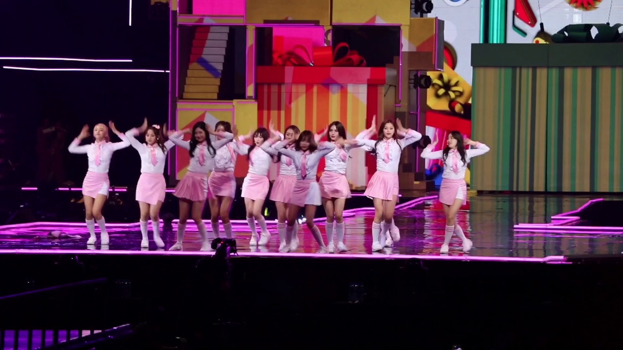 [FANCAM] 2016 MAMA ioi pick me and very very very - YouTube