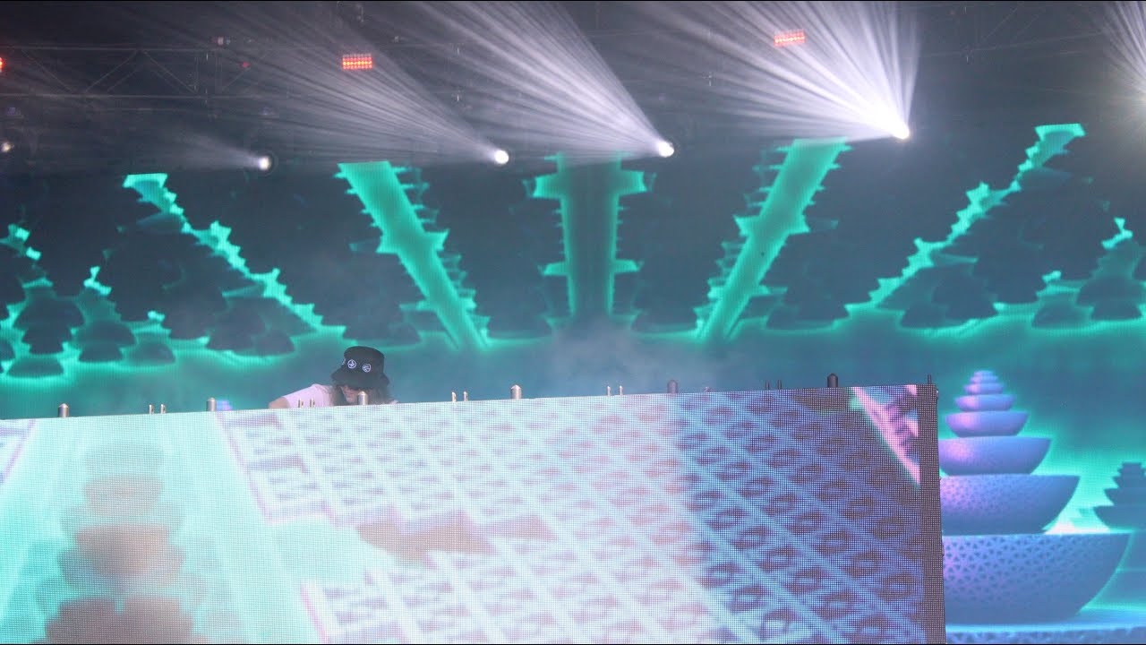 Notlo @ Electric Forest 2022 - YouTube
