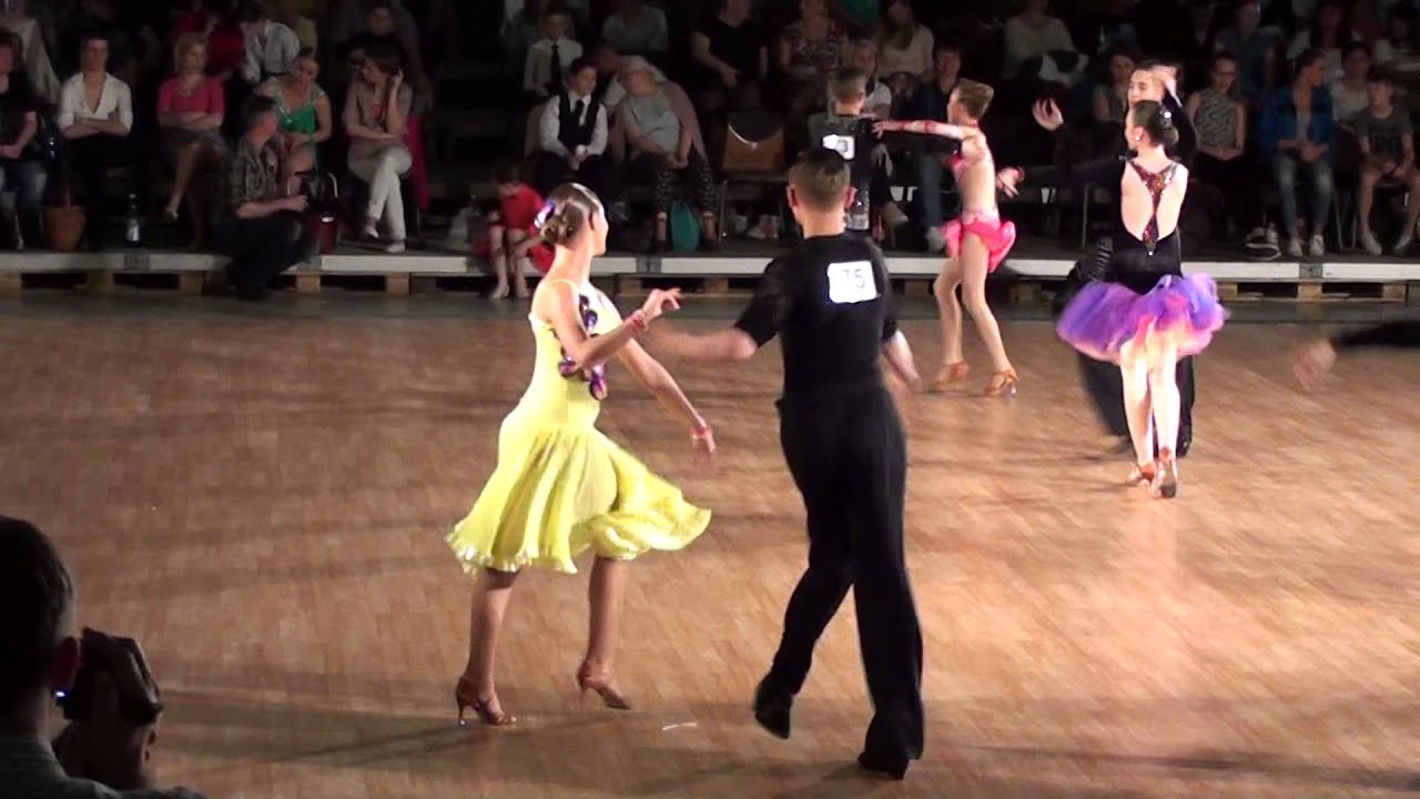 Dávid-Nóri - Junior II D Latin döntő - YouTube