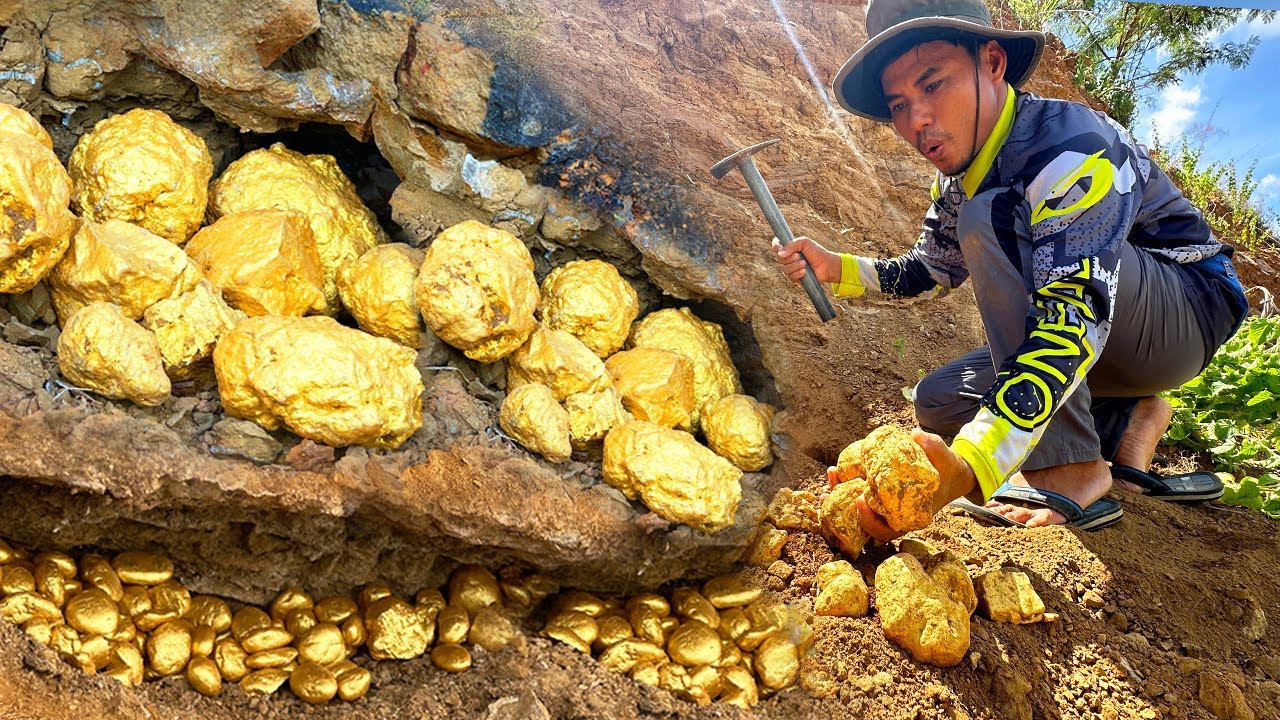 Amazing Mining a lot TREASURES GOLD by K9 DOG - Skills Man & Dog ...