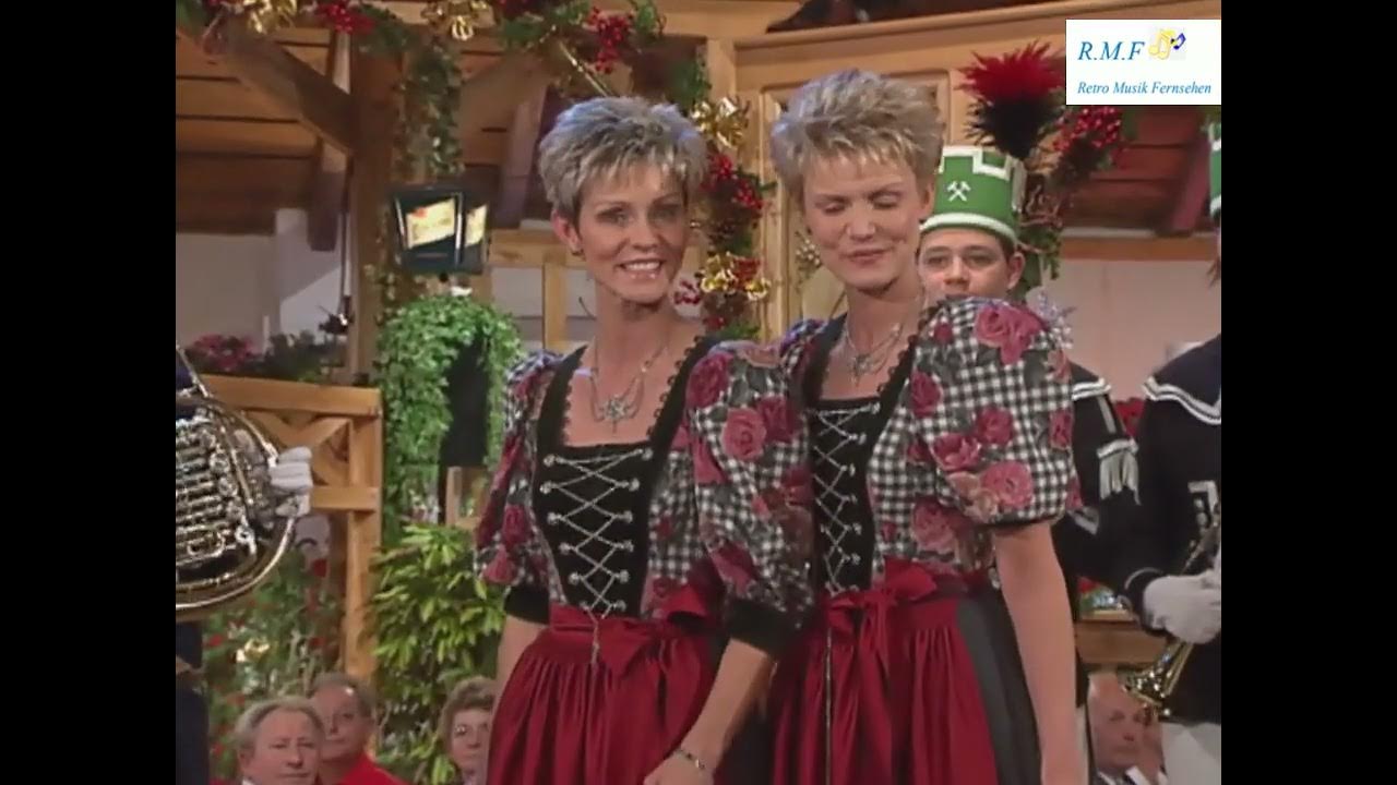 Andrea & Manuela - Weihnachtsmedley - 2005 - YouTube