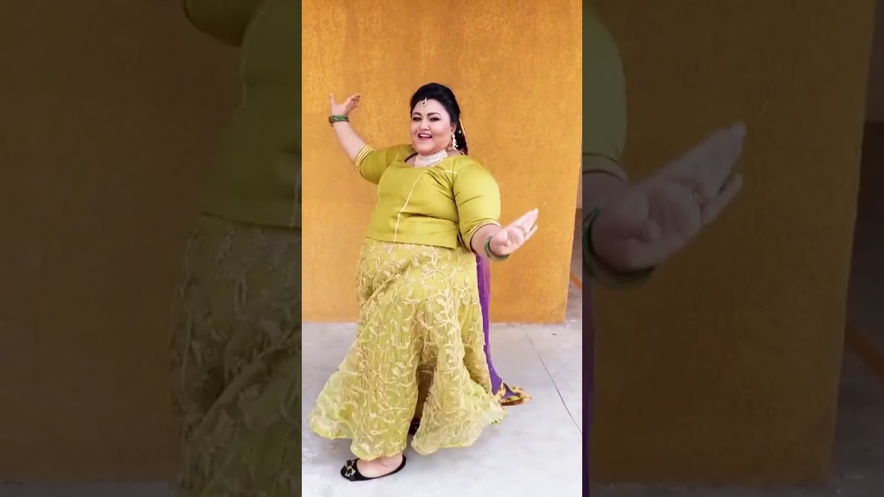 Bombay ponnu song | snazzytamilachi short dance video - YouTube