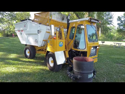 New Parks Mini Garbage Truck - July 2022