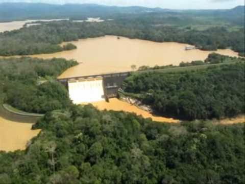 Vuelo sobre el Lago Alajuela 20 dic 2010.wmv - YouTube