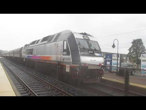 NJ Transit Bombardier ALP-45DP #4501 at Belmar - YouTube