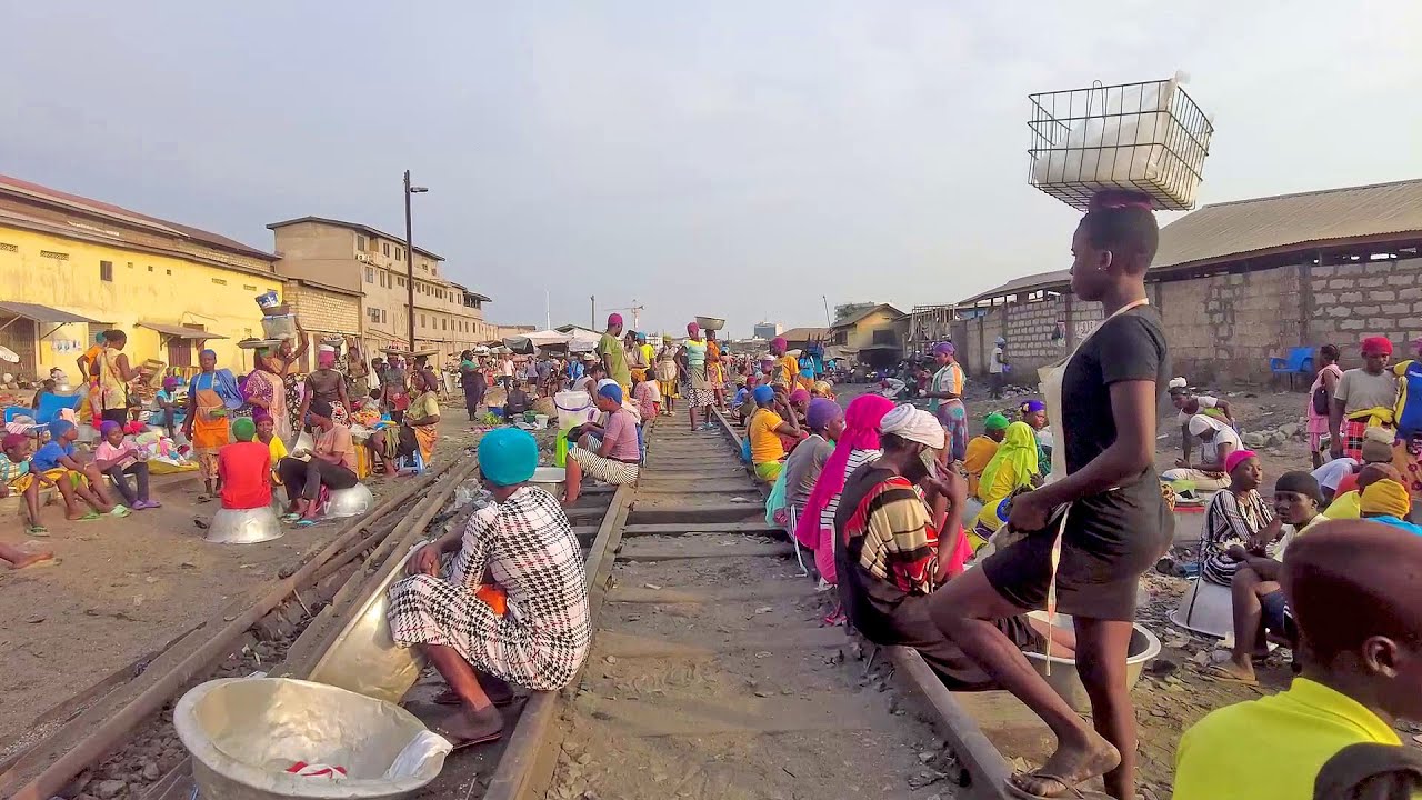 BIGGEST TRAIN TRACKS MARKET IN GHANA ACCRA, AFRICA - YouTube