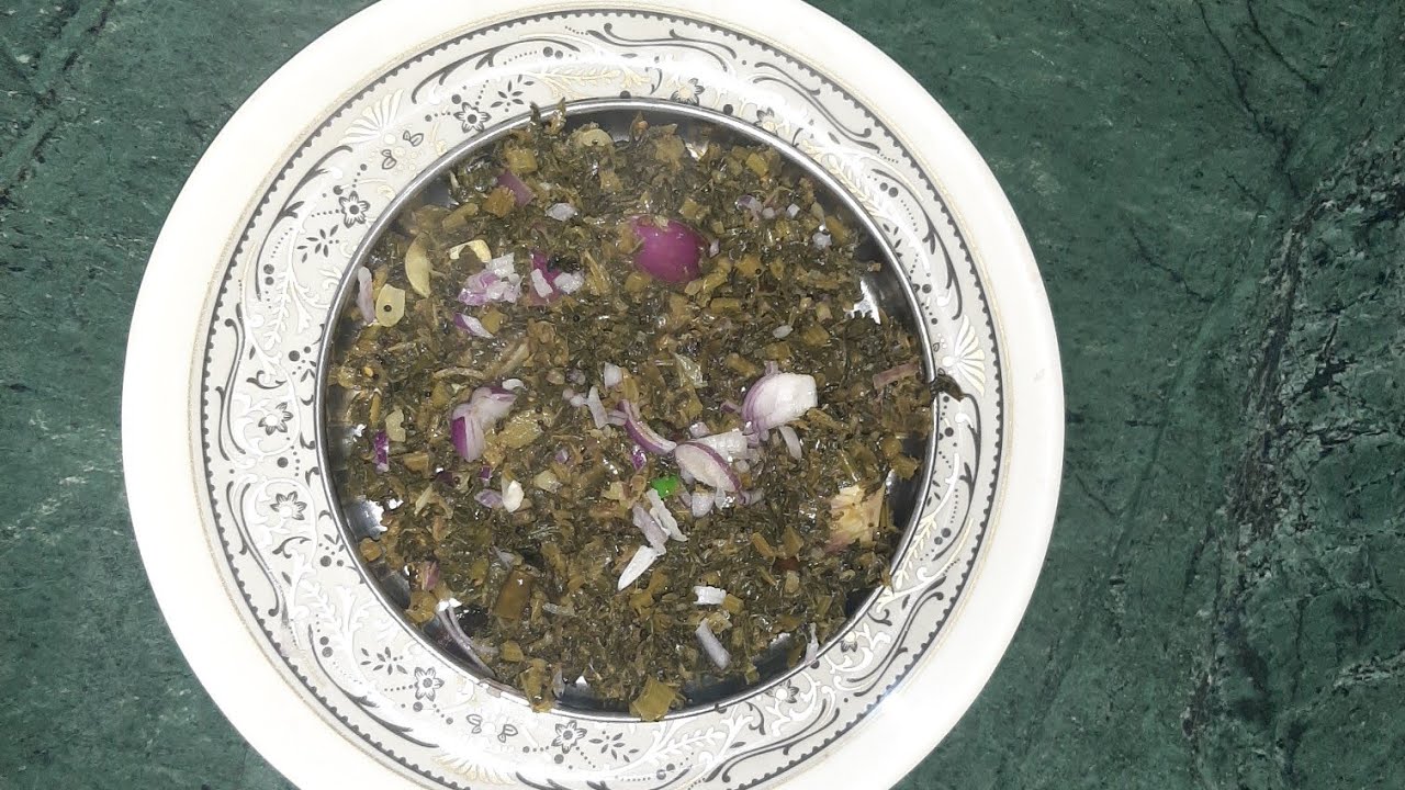 Mooli ke Patte ka Saag || - YouTube