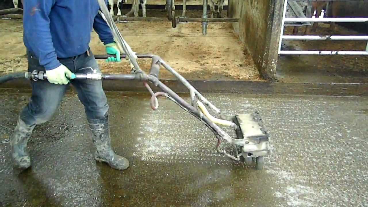 J.B.SCABBLING work at Cefn Coed Isaf, Llanllwni part 3 - YouTube