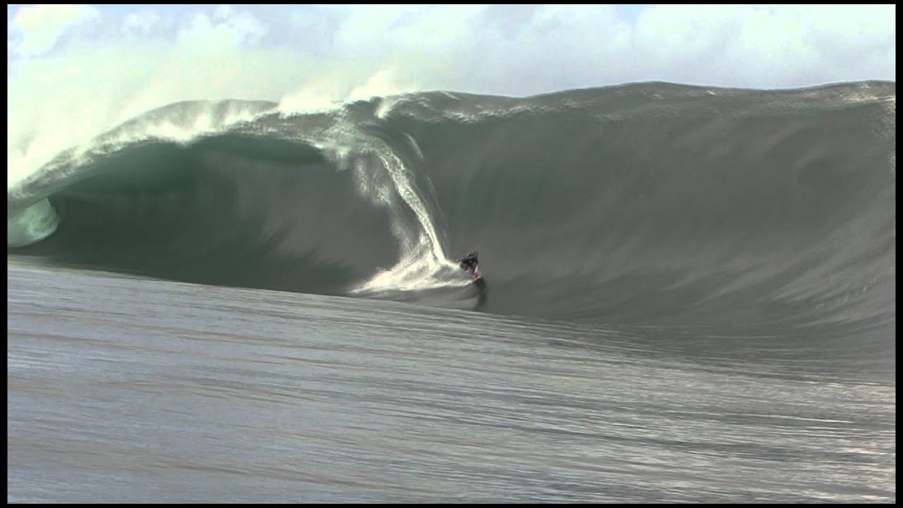 Rodrigo Koxa at Teahupoo - Verizon Wipeout Contender - YouTube